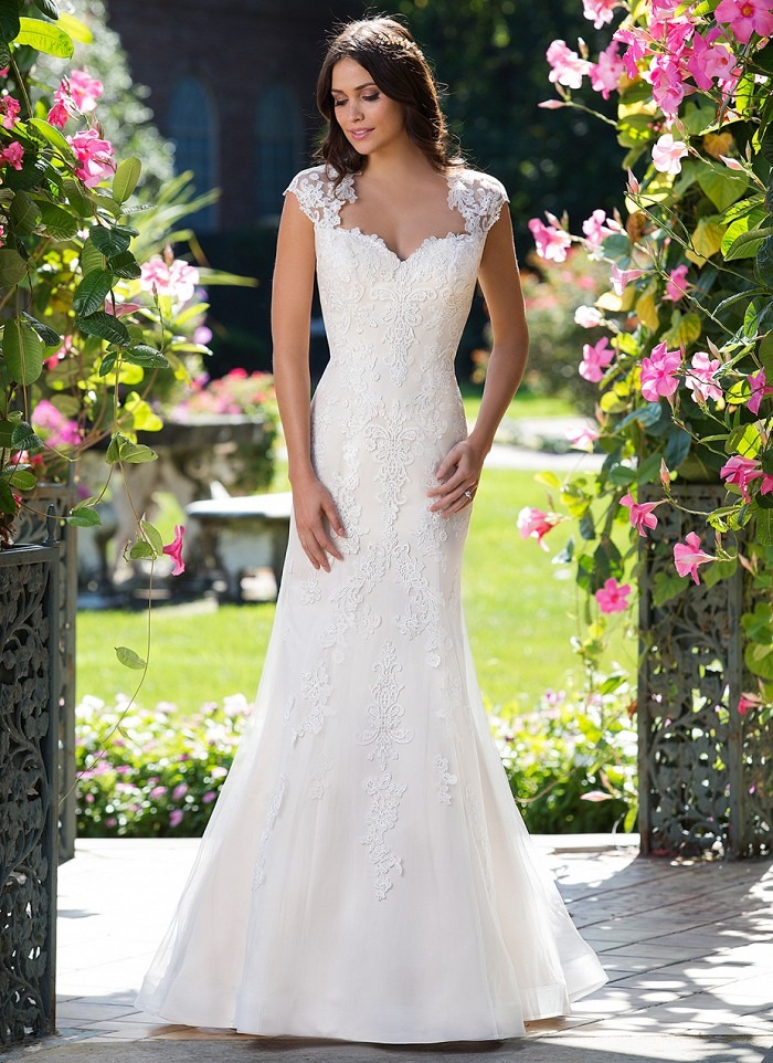 Sincerity style 3933 – Perfection Bridal Maidstone